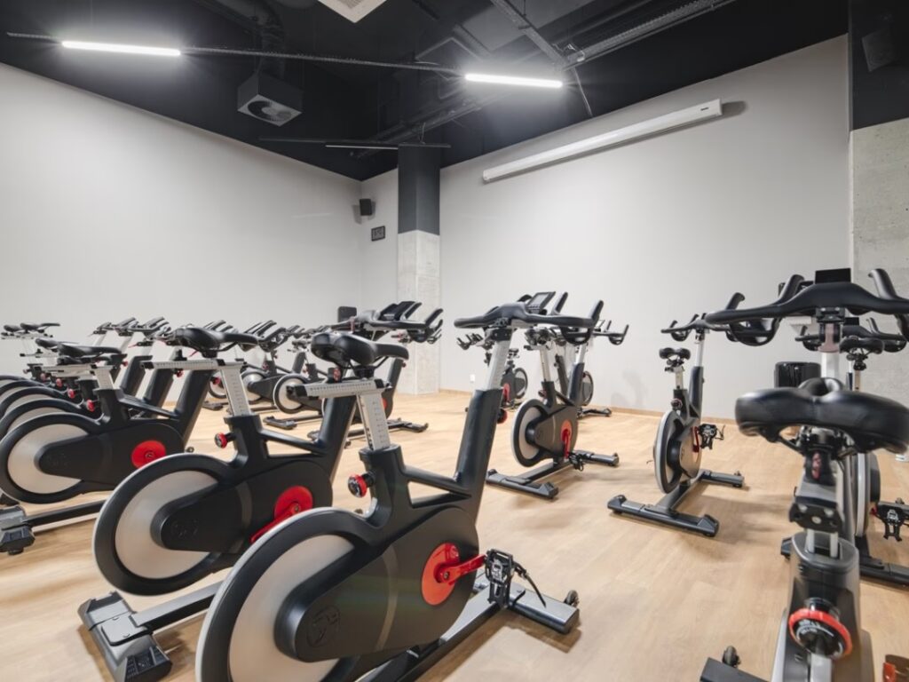 Fabryka Formy: Wszystko, Co Musisz Wiedzieć o Tej Sieci Fitness ...